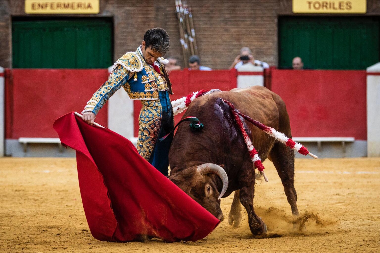 TARDE HISTÓRICA DE UN TORERO DE ÉPOCA - Cuadernos de Tauromaquia